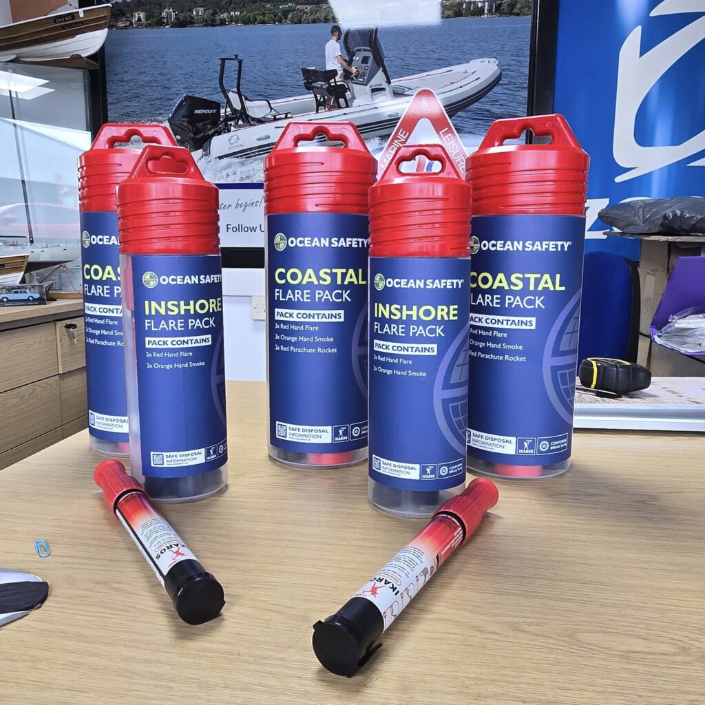 Ikaros Distress Flare Packs - CTC Marine & Leisure